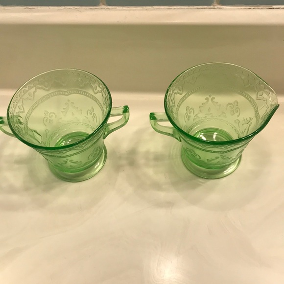 Kitchen | Vintage Sugar And Creamer Green Depression Era Glassware ...